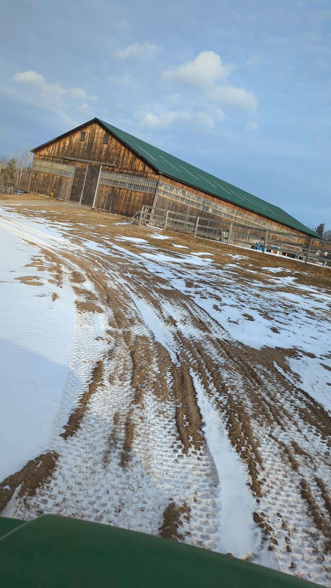 Sugar Hill Stables LLC on EquineNow