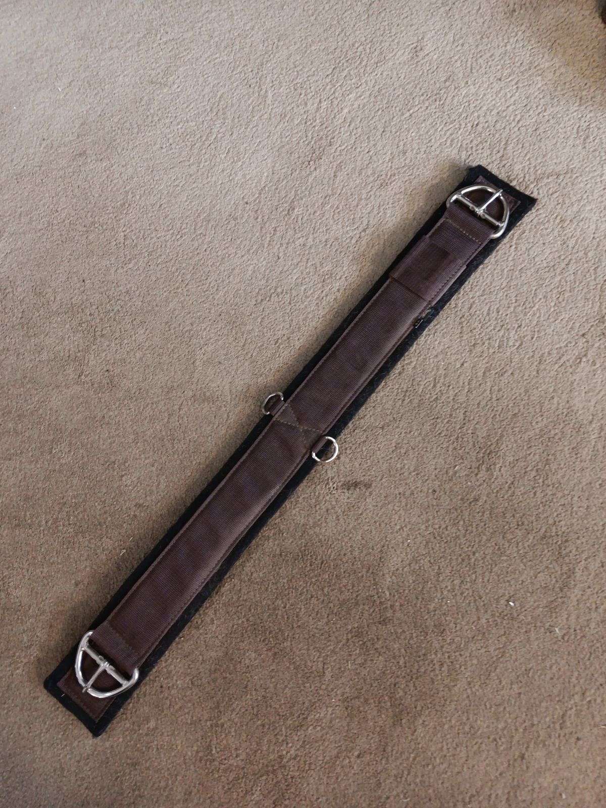 Felt backed Weaver Cinch