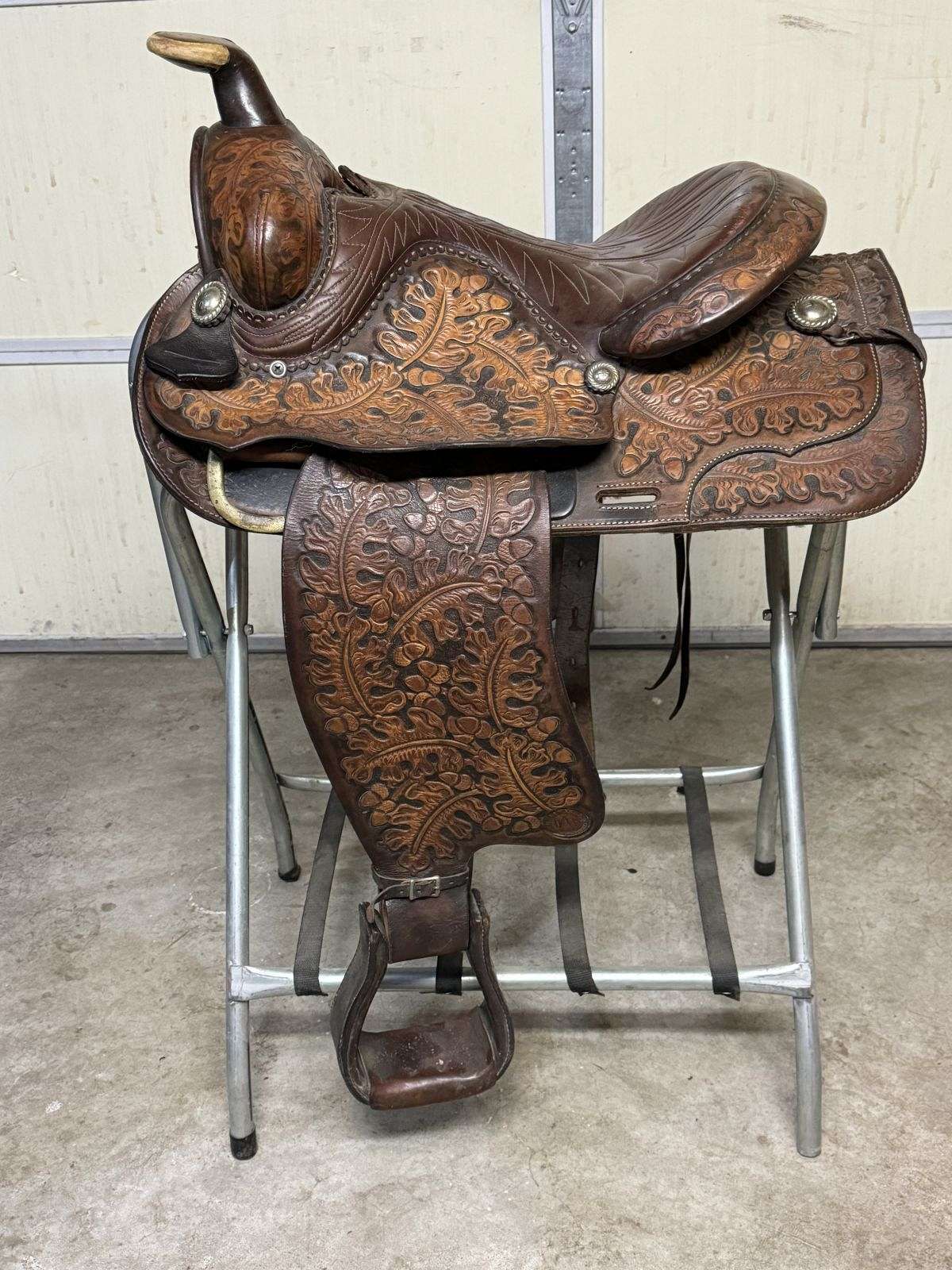 Bona Allen Western 15” tooled