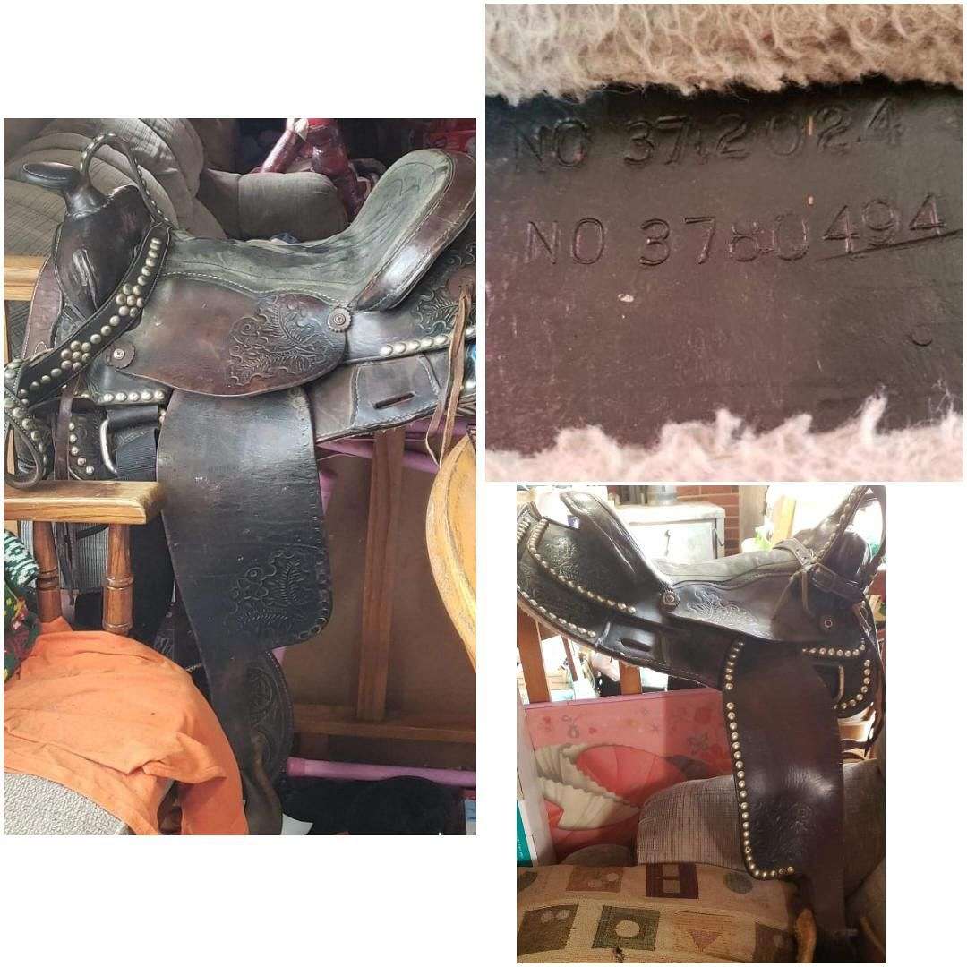 15 inch old Parade/trail saddle