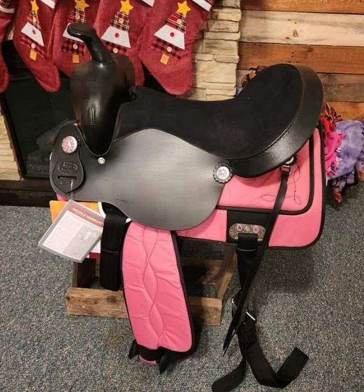 16" Krypton Synthetic Saddle new with tags.