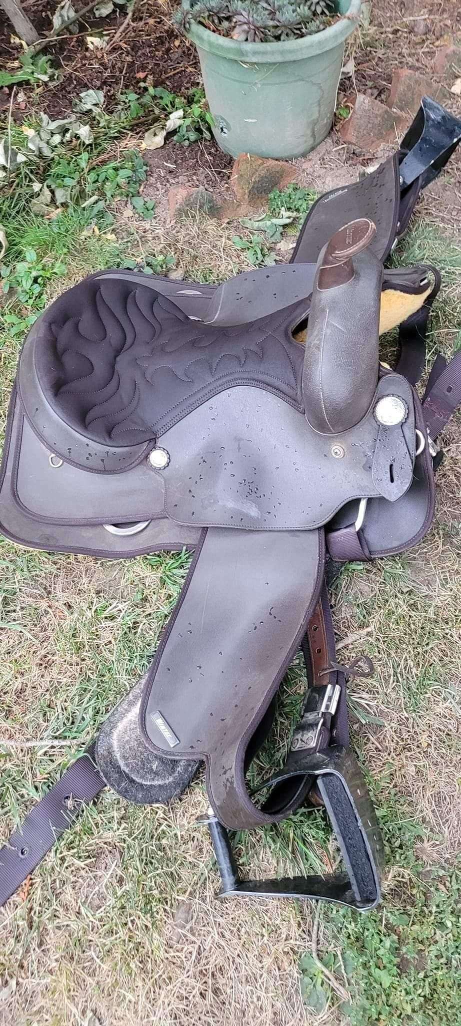 I have two Wintec Western Saddles 17"