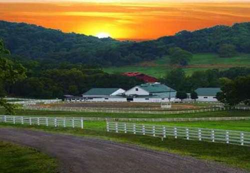 Crossroads Ranch and Equestrian Facility on EquineNow