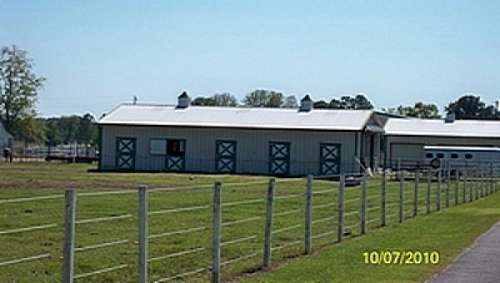 Lake Shore Stables on EquineNow