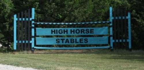 High Horse Stables on EquineNow