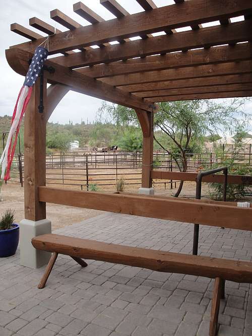 Desert Vista Stables on EquineNow