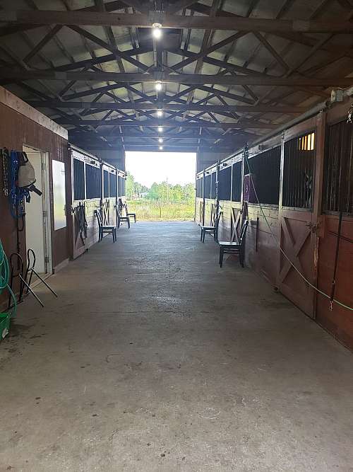 Rockin R Equestrian Center on EquineNow