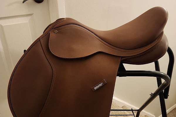 Wintec All-purpose English Saddle