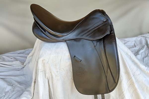 Stubben Maestoso deluxe - 18"