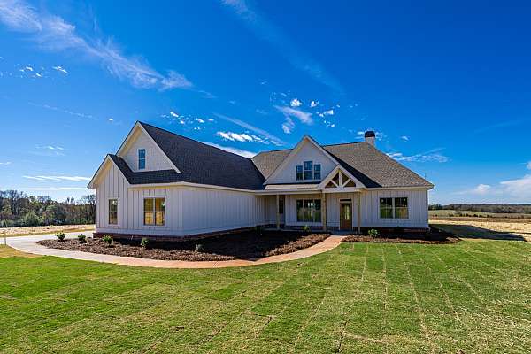 New Construction 5BD Ranch on 6+ Acres