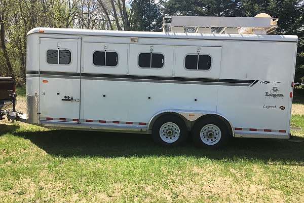 Logan Performer 20x Horse 4 Horse Trailer Excellent Versatile Trailer