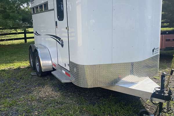 2020 2 h slant load bumper pull Shadow trailer w/tack rm, VERY lightly used
