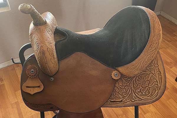 Tex Tan Western Saddle
