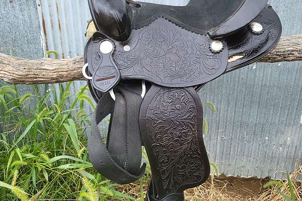 12" King Series black pony saddle