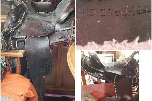 15 inch old Parade/trail saddle