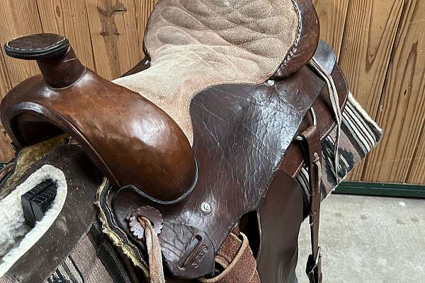 16” Western Riding Saddle