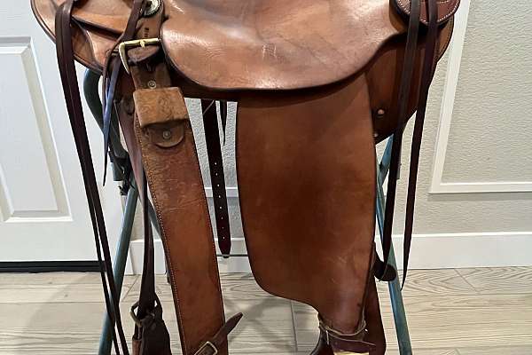 Robert Chavez 15" Wade Saddle