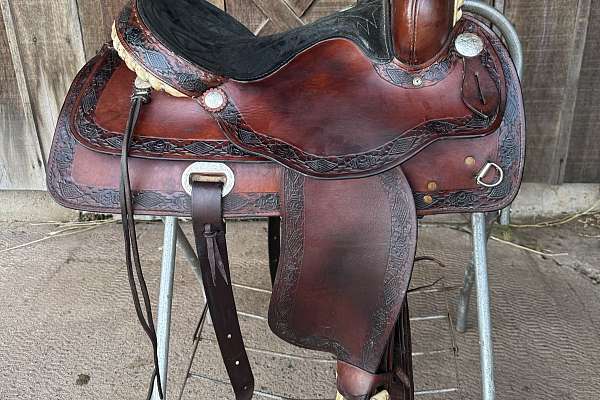 Vintage Simco 17" Ranch Saddle
