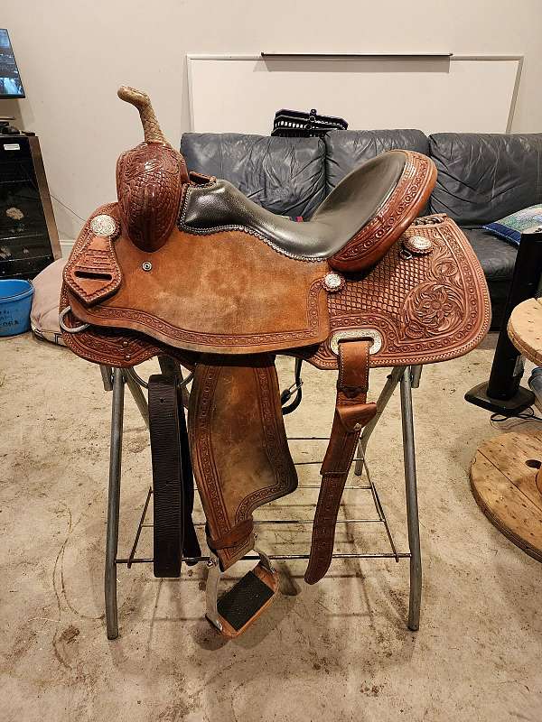 15.5" Irvine Custom Barrel Saddle