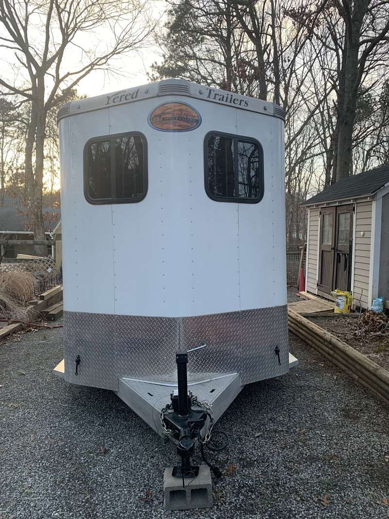 Spotless Sundowner Horse Trailer