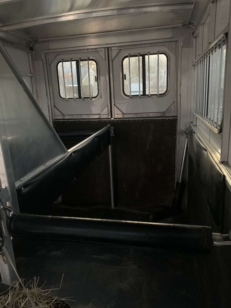 Spotless Sundowner Horse Trailer