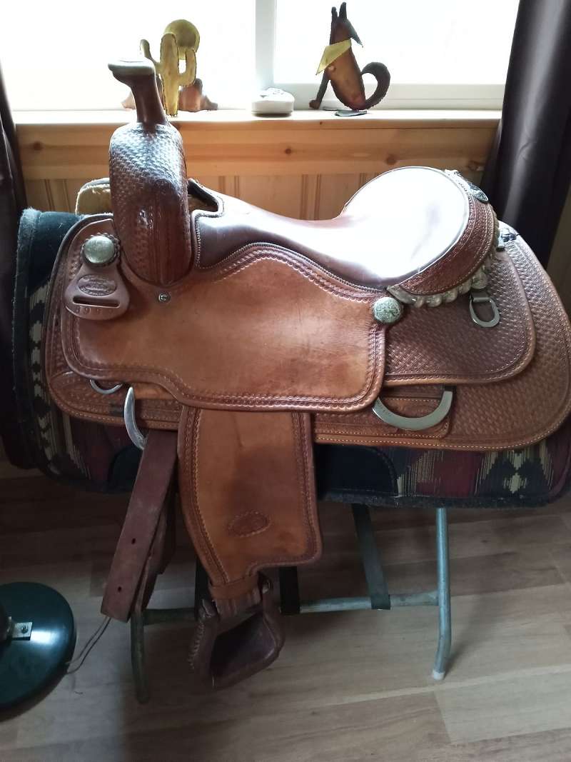 Western Saddles for Sale