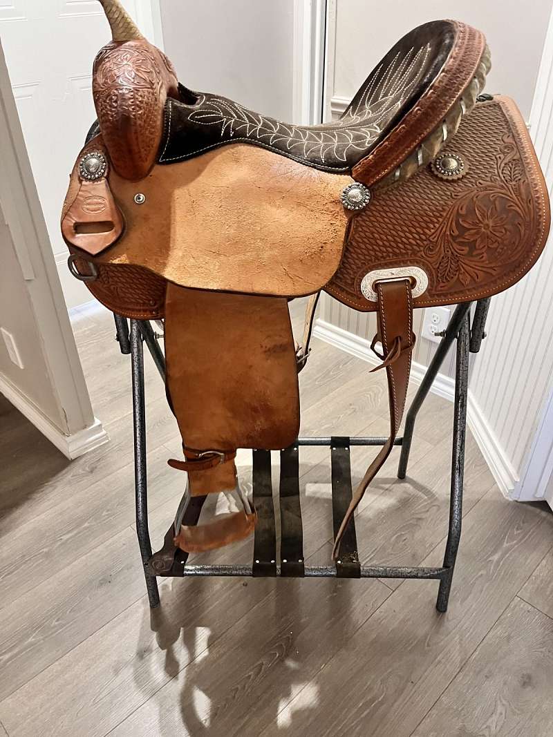 Barrel Racing Saddles for Sale